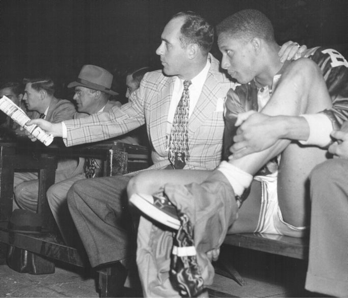 Pittsburgher Who Broke The NBA Color Barrier To Be Inducted Into Hall ...